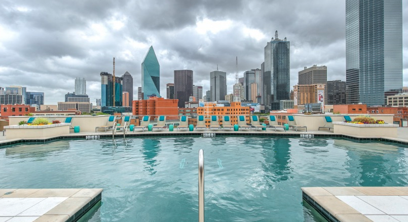 555 Ross Apartments in Dallas | Interim Homes